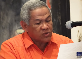 Simón Martínez Ubarnez